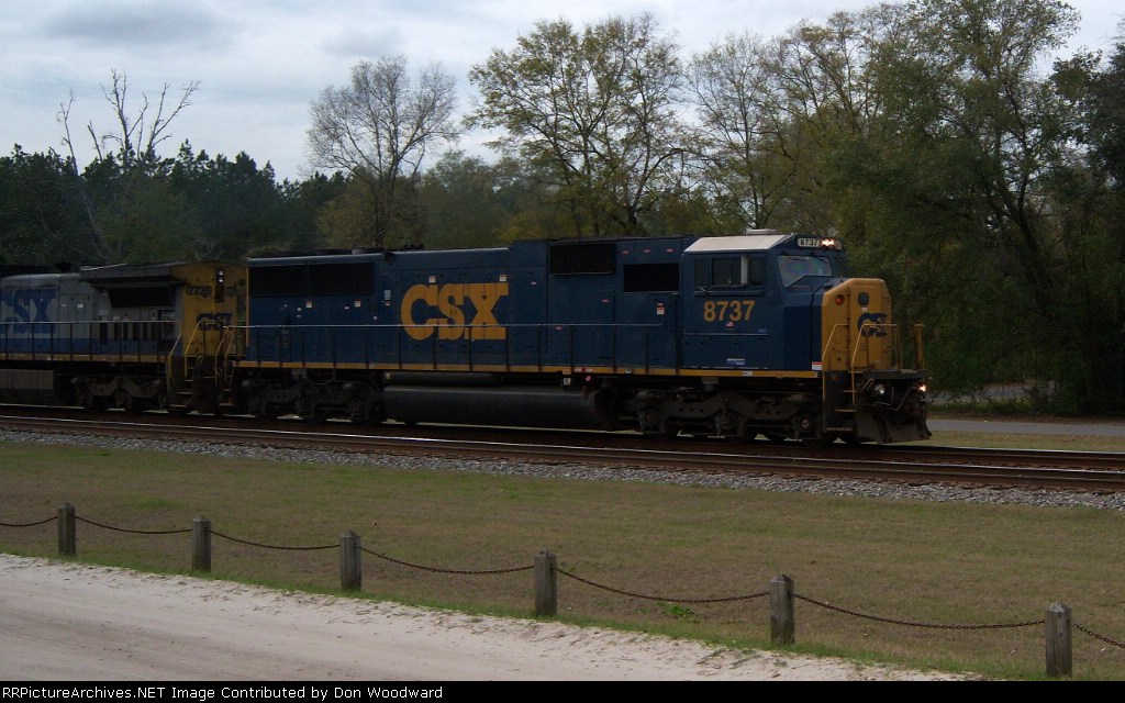 CSX 8737